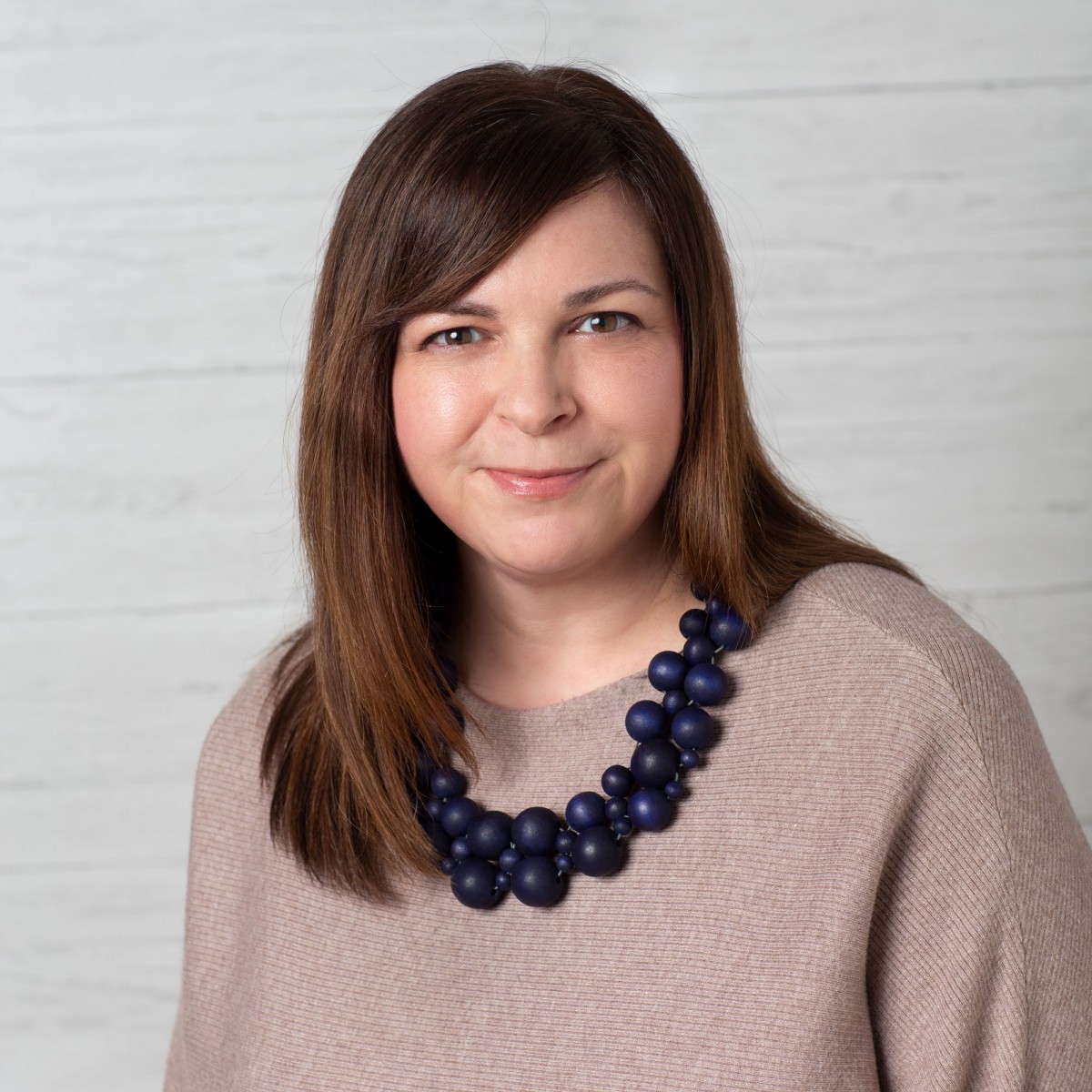 Stephanie Loch - Curious Plot